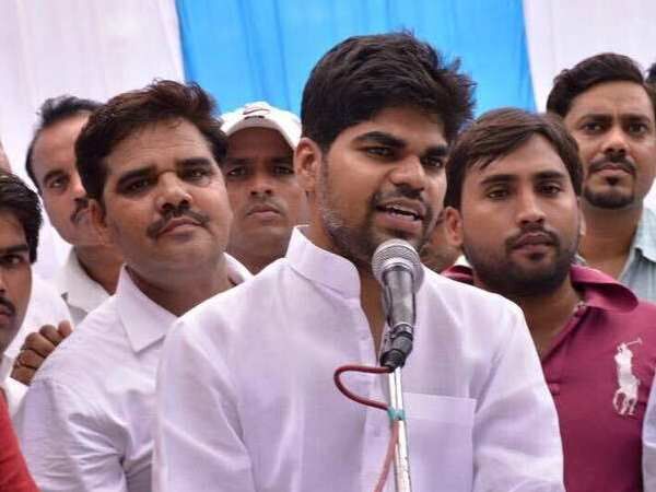 Akshay Yadav Biography In Hindi | अक्षय यादव का जीवन परिचय | Akshay ...