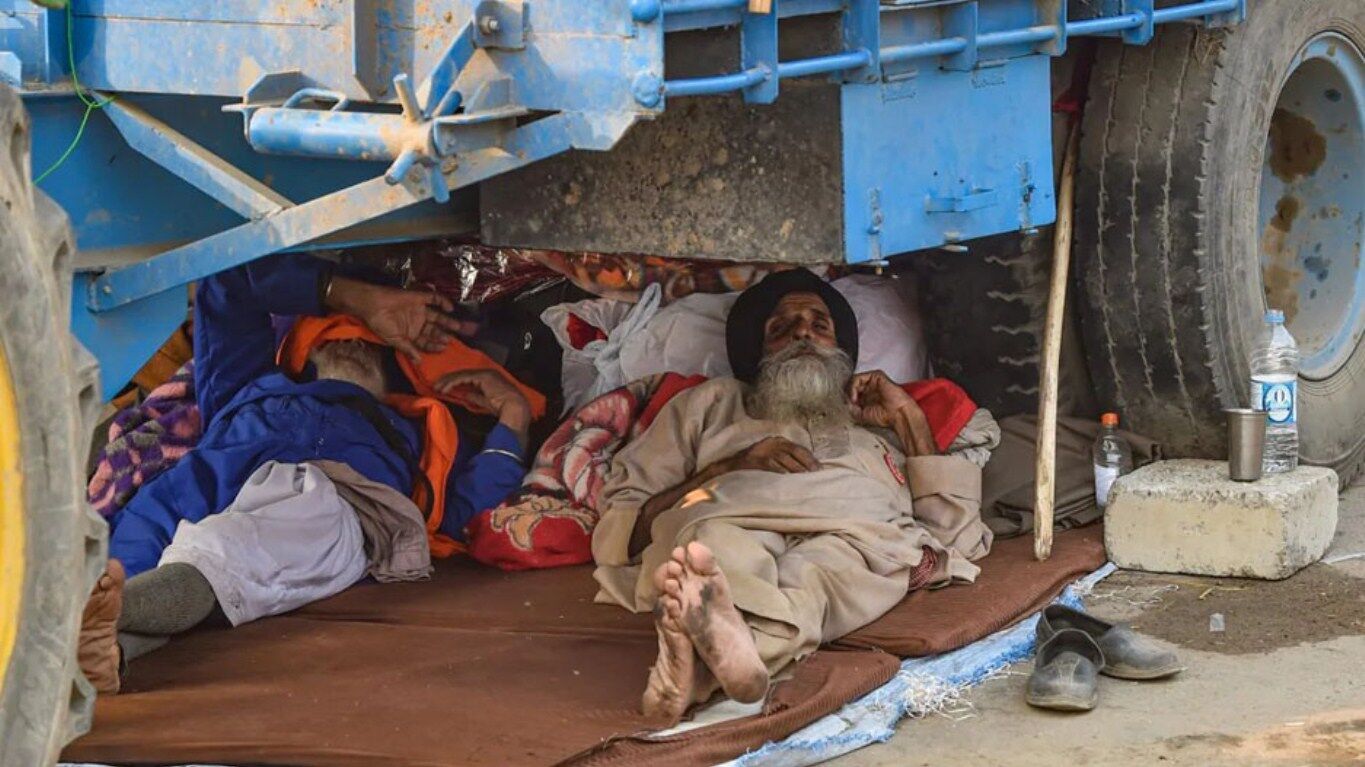 Farmer Protest: किसान आंदोलन में एक किसान की मौत, सिंधु बॉर्डर पर बैठे ...